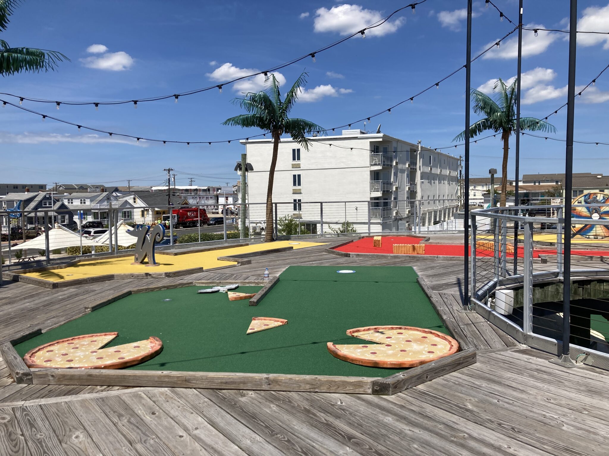 Why Starlux Mini Golf In Wildwood NJ Is A Perfect Family Activity