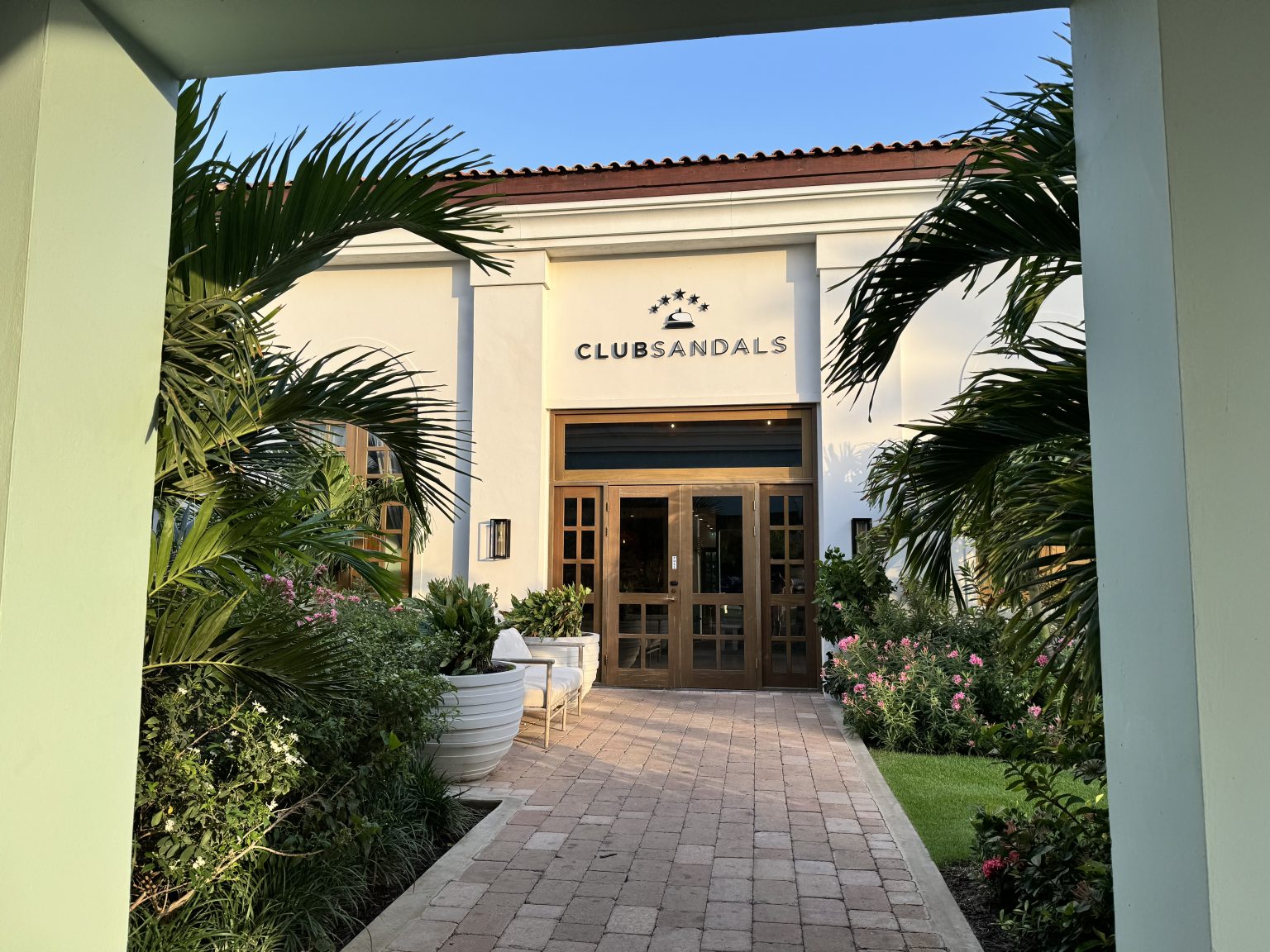 Our Real And Honest Review of Sandals Royal Curaçao | Juggling Midlife